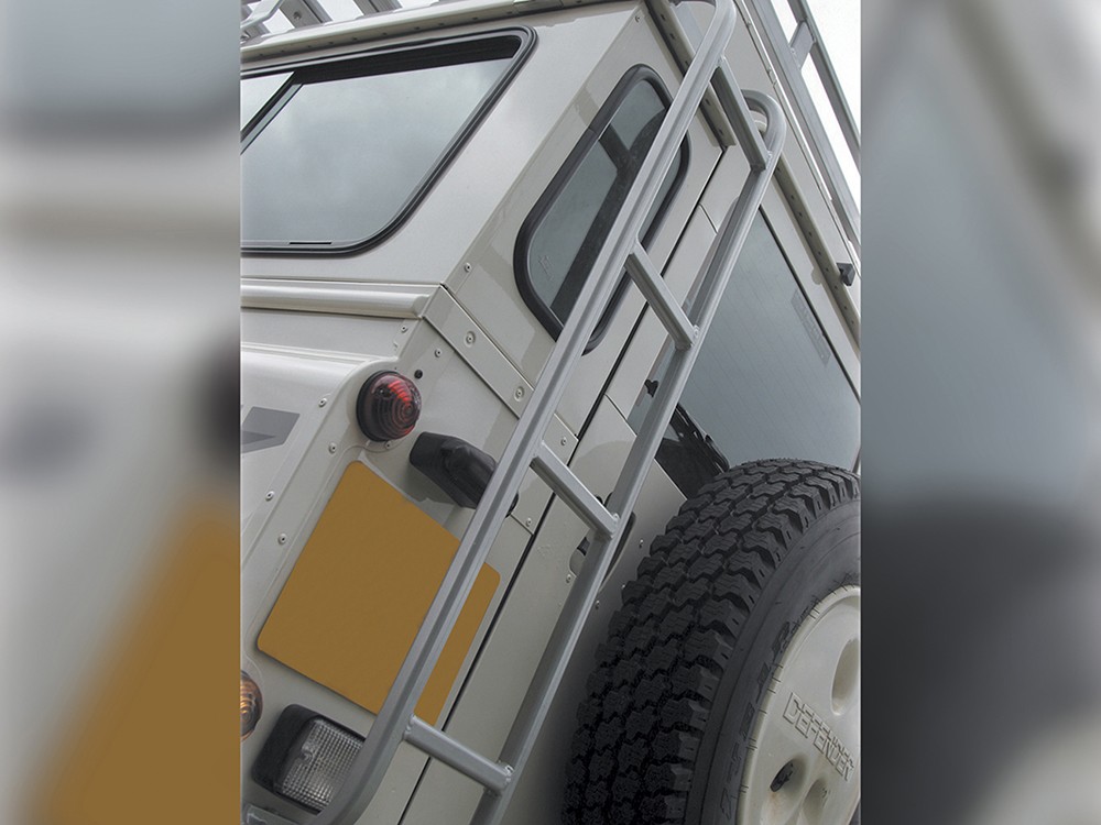 DA3073 - DEFENDER LADDER - REAR - Land Rover Parts