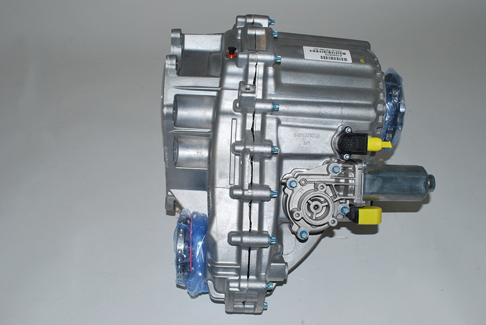 IAB500280 - CASE ASSY - TRANSMISSION - Land Rover Parts