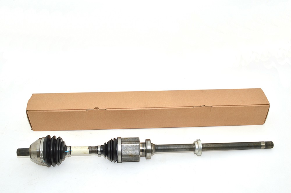 LR002619 - SHAFT - FRONT AXLE - Land Rover Parts