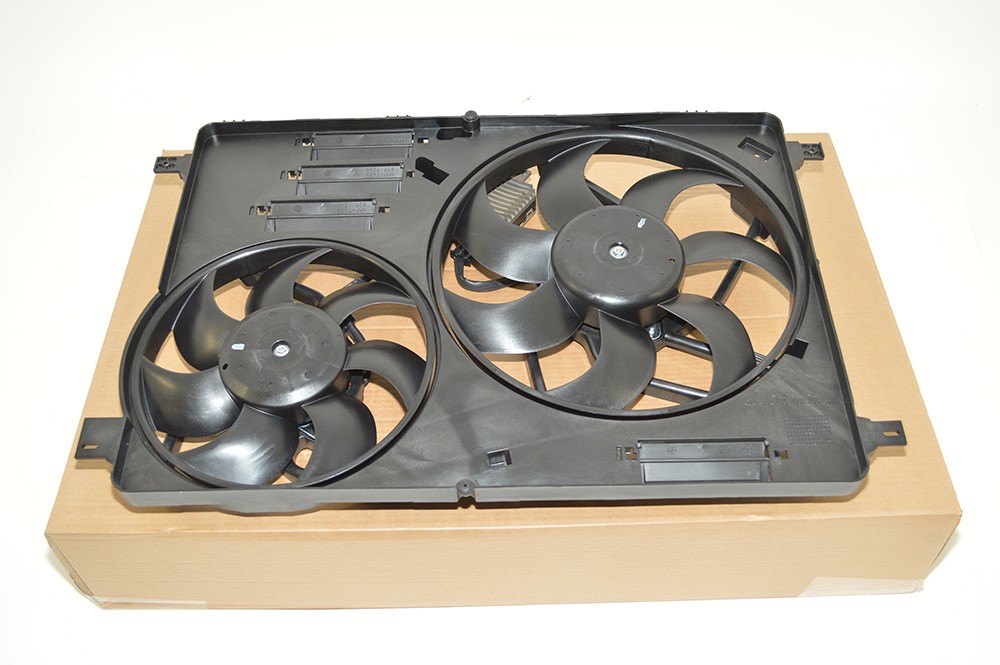 LR011905 - MOTOR AND FAN ASSY - ENG COOLING - BRITPART - Land Rover Parts