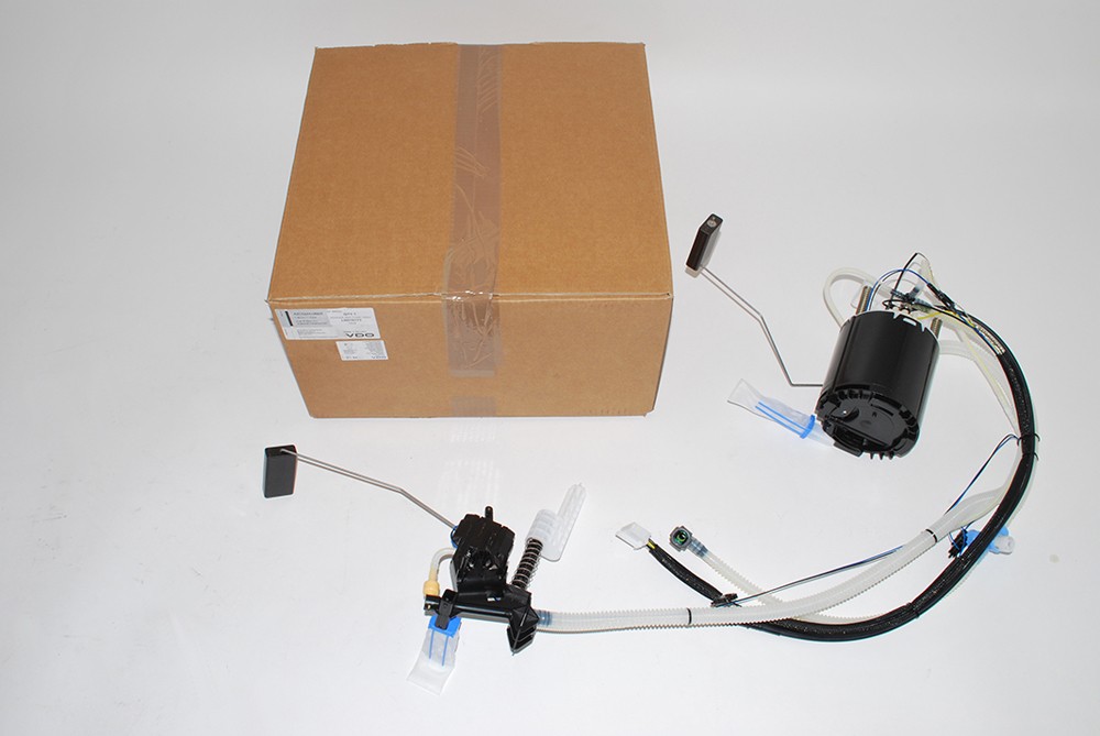 LR015177 - SENDER AND PUMP ASSY - Land Rover Parts
