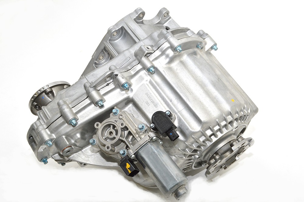 LR049160 - TRANSFER BOX - Land Rover Parts