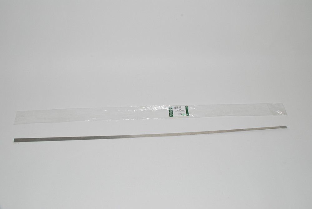 MUC4073 - SHIM CHANNEL ADJ - Land Rover Parts